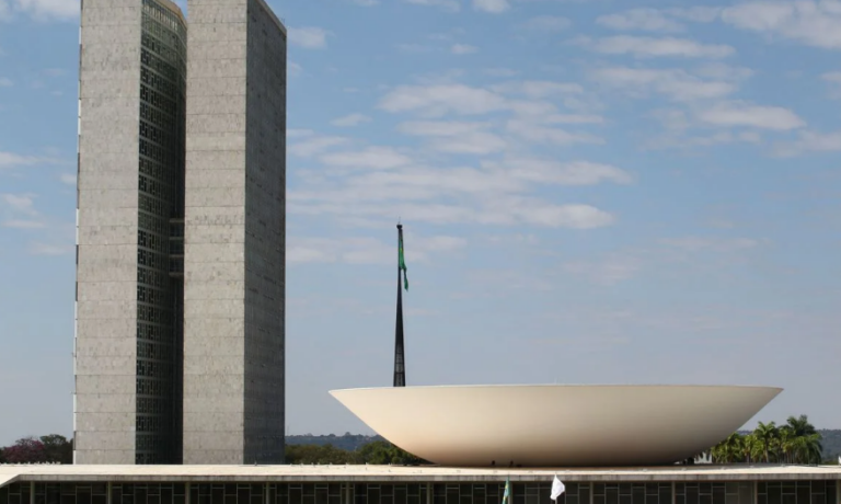 Governo LDO 2026 ao Congresso com Salário Mínimo de R$ 1.630 e Meta de ...