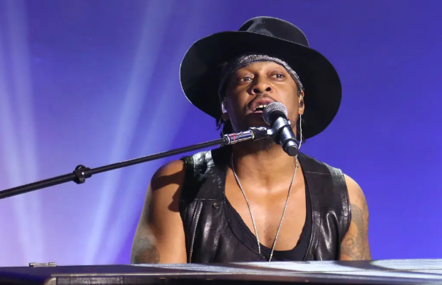 Cantor D’Angelo, ícone do R&B Soul, morre aos 51 anos - Gazeta Brasil ...